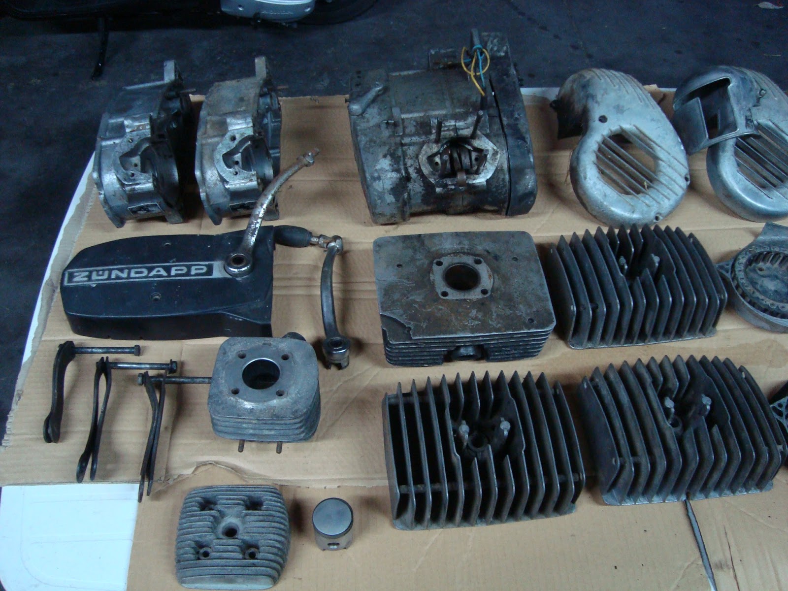 Ciclomotores & Peças Nacionais: Material Motor Zundapp