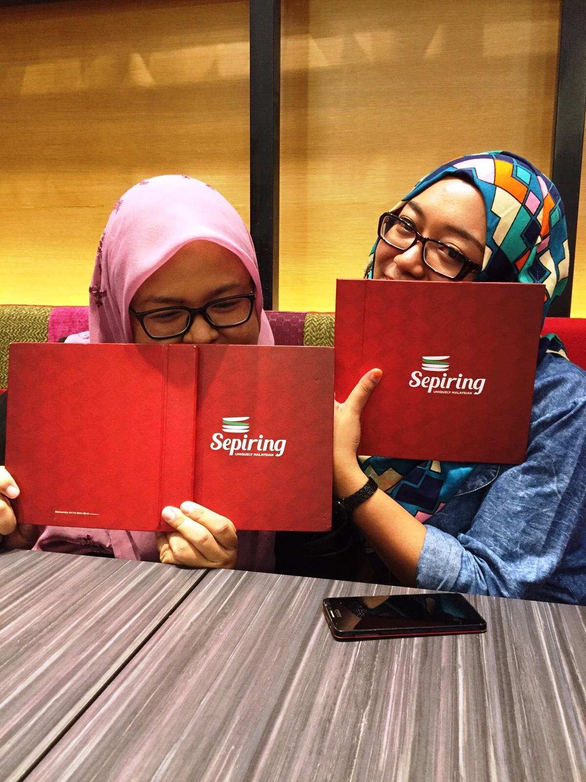 WANDERLUST DJ: Cari Makan di IOI City Mall: Sepiring Uniquely Malaysian