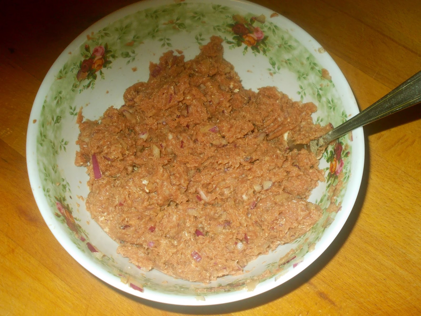 Retete Culinare pentru Meniul Zilei : Biftec tartar