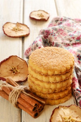 Delícias do Dia-a-Dia: BISCOITOS DE MAÇÃ