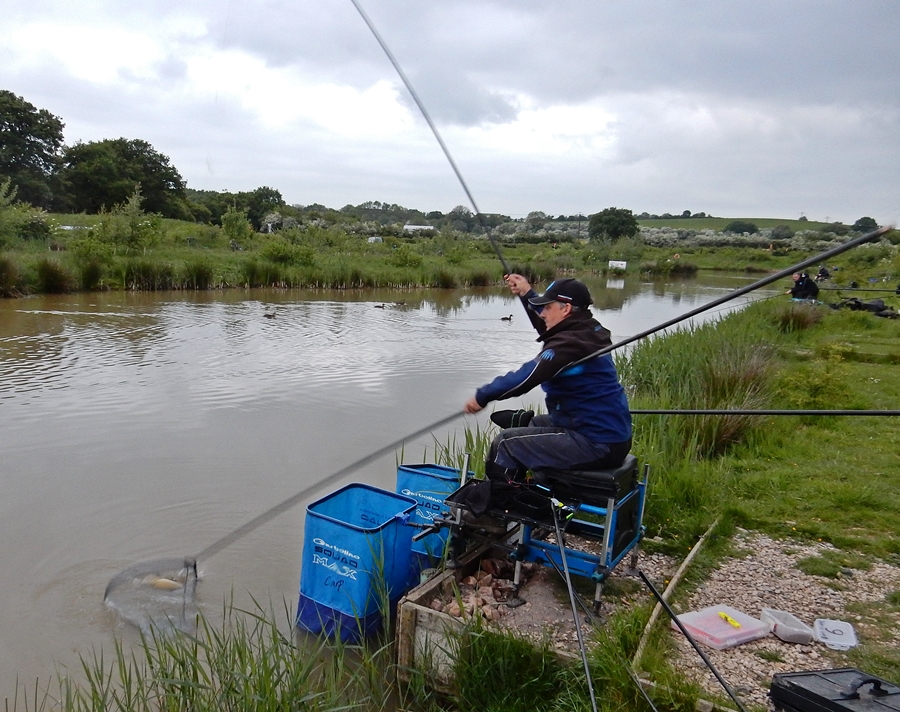Silverfox Match Angling: Wednesday 25/05/2016 - Windmill Fishery ...
