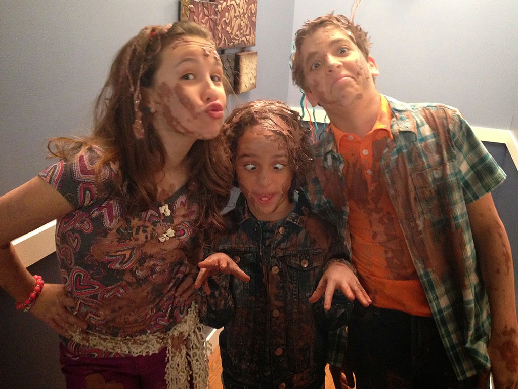 NickALive!: Nickelodeon USA To Premiere "Every Witch Way" Season Two ...