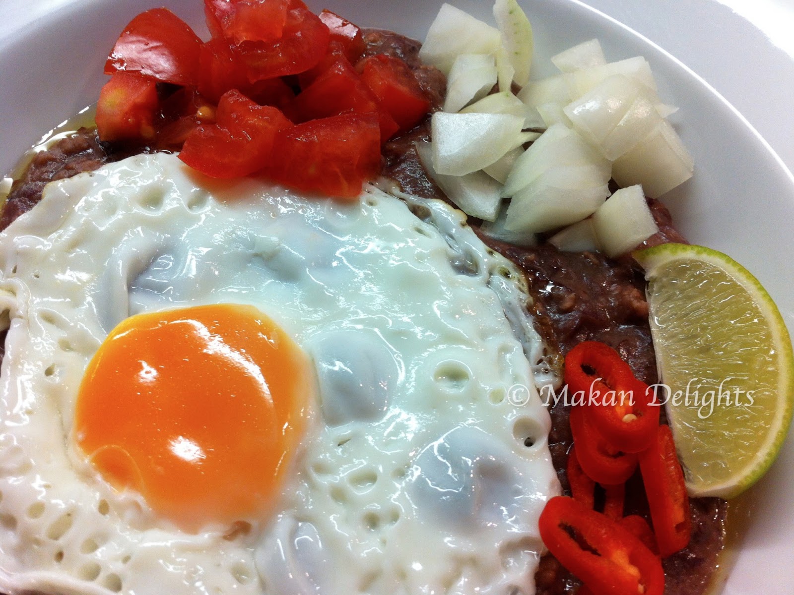 Makan Delights: Kacang Pool
