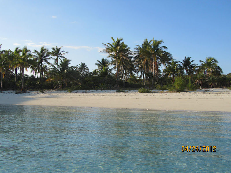 Bahamas 2012: 24 April - 8 May 2012 Little Farmers Cay (Exumas) to Ft ...