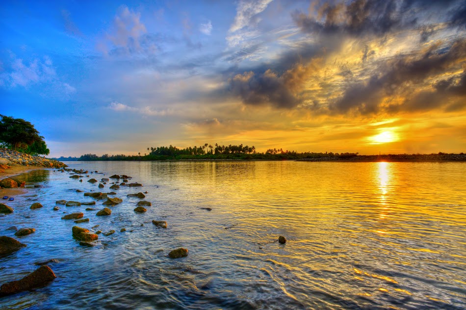 noorizeyes: Pantai Senok sunset