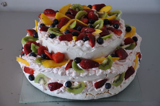 Sweet_Choco Home: Pavlova Cake..Pelbagai Perisa..:)