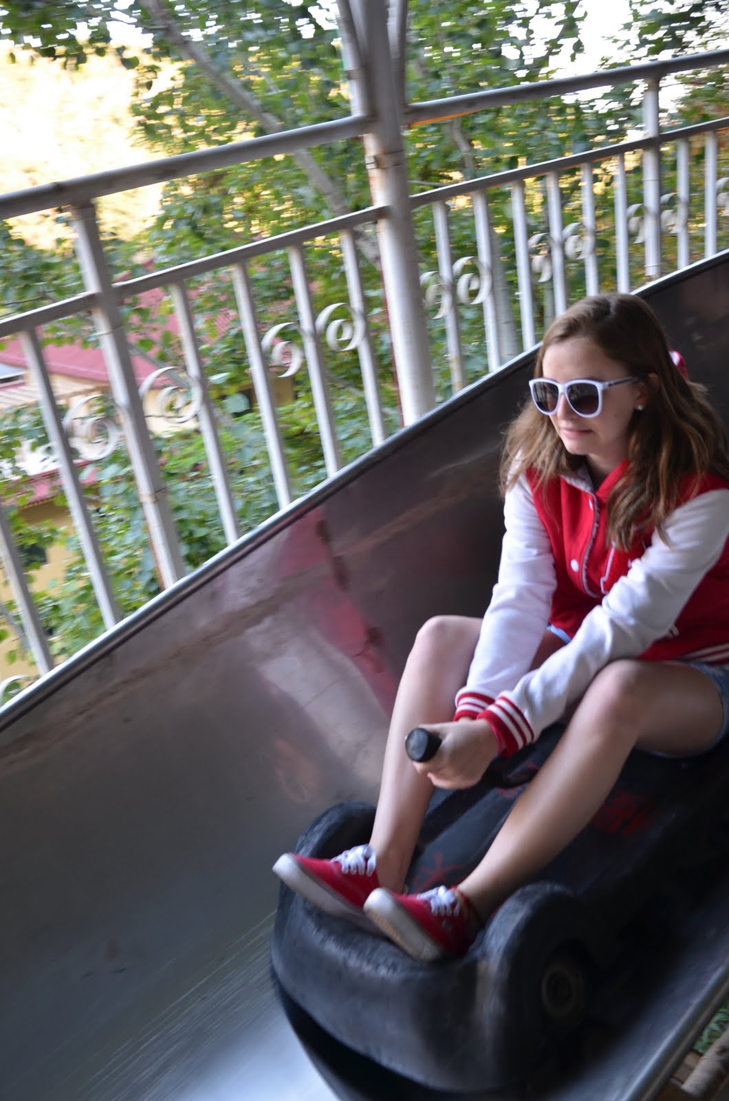 Do Outro Lado do Mundo: Long Qing Xia