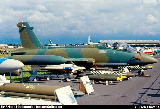 Aviones Caza y Ataque: Aermacchi MB-339