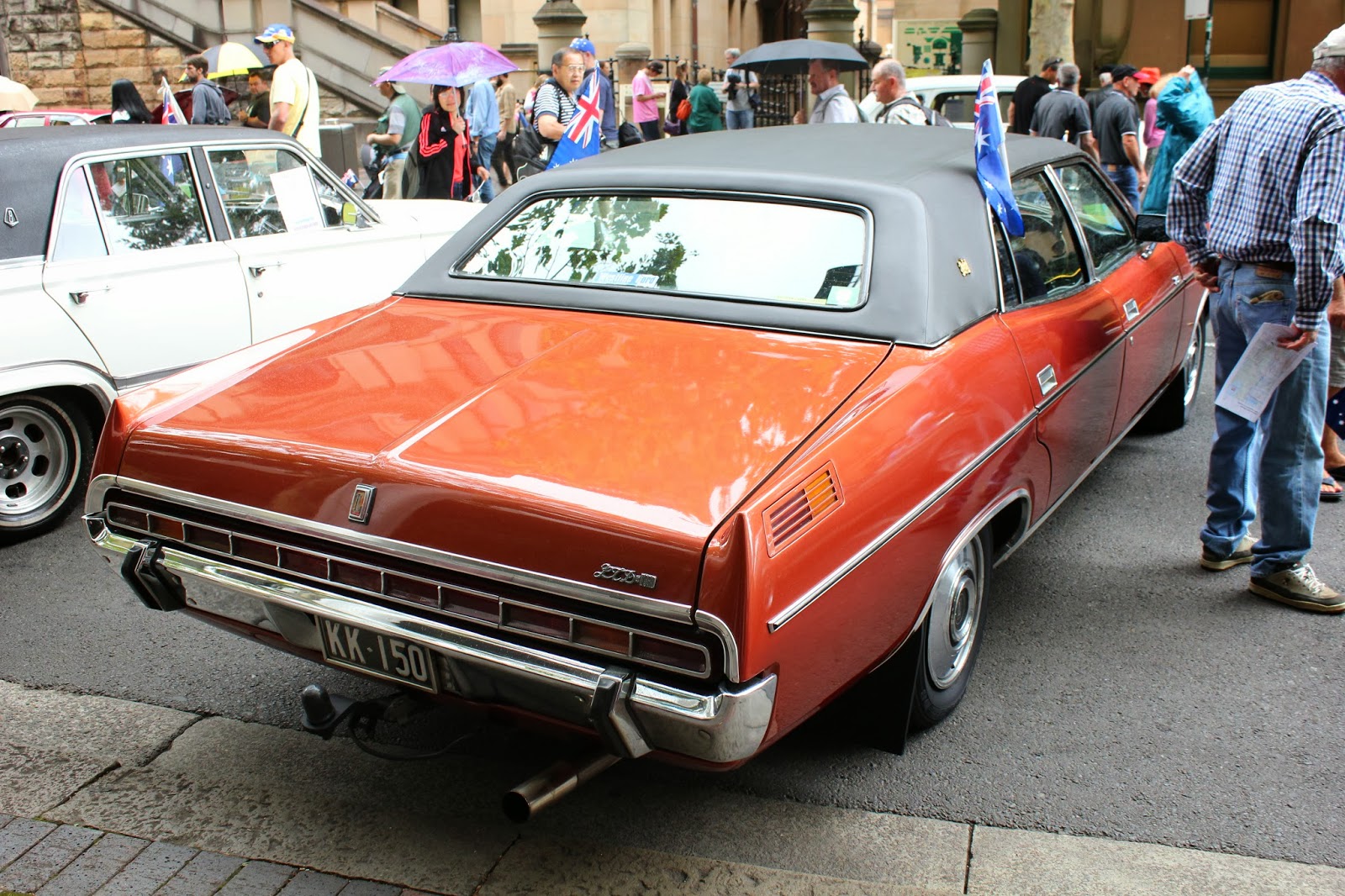 Aussie Old Parked Cars: 1976 Ford P5 LTD