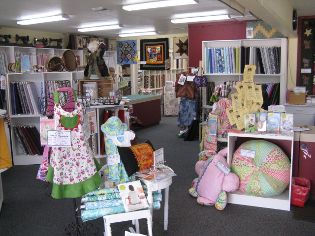 Quilting Blog - Cactus Needle Quilts, Fabric and More: Quilting Sisters