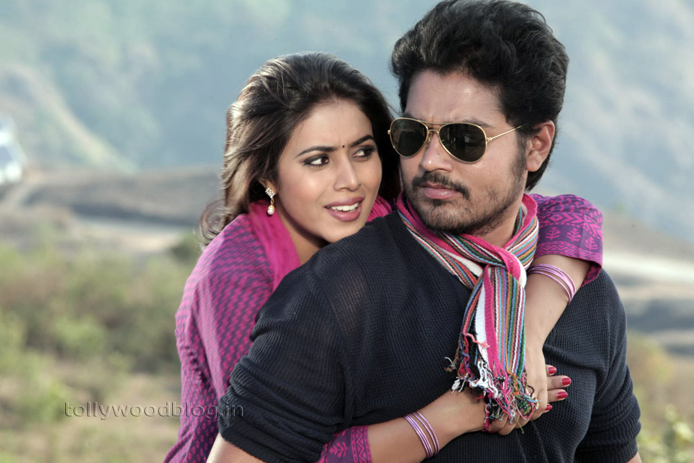 Telugulo Naku Nachani Padam Prema Movie Photos Gallery