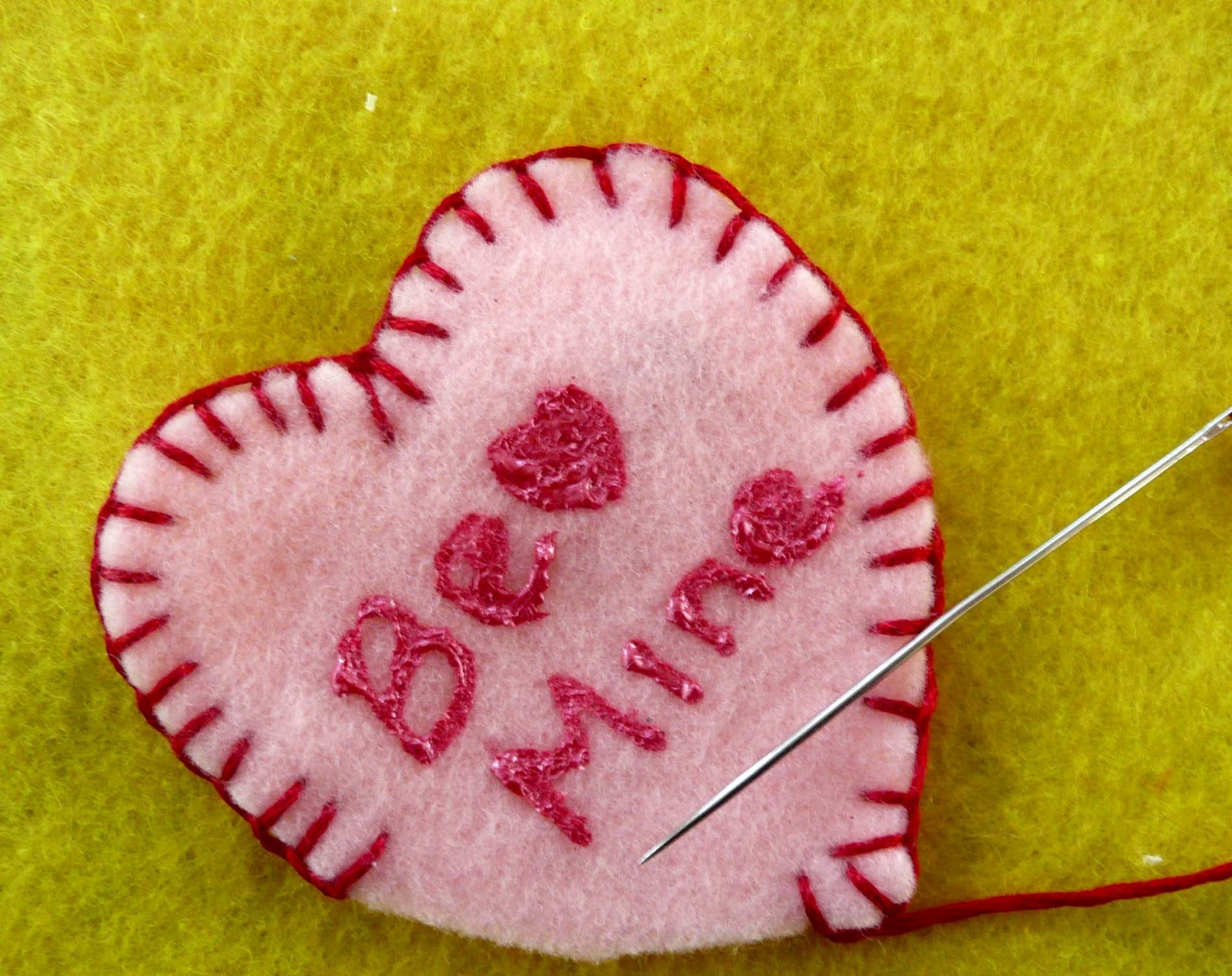 Linda's Art Quilts: A Valentine Love Tree to Make