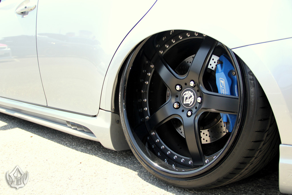 Motor Roar: Hottest Lexus Collection - VIP Modular Wheels