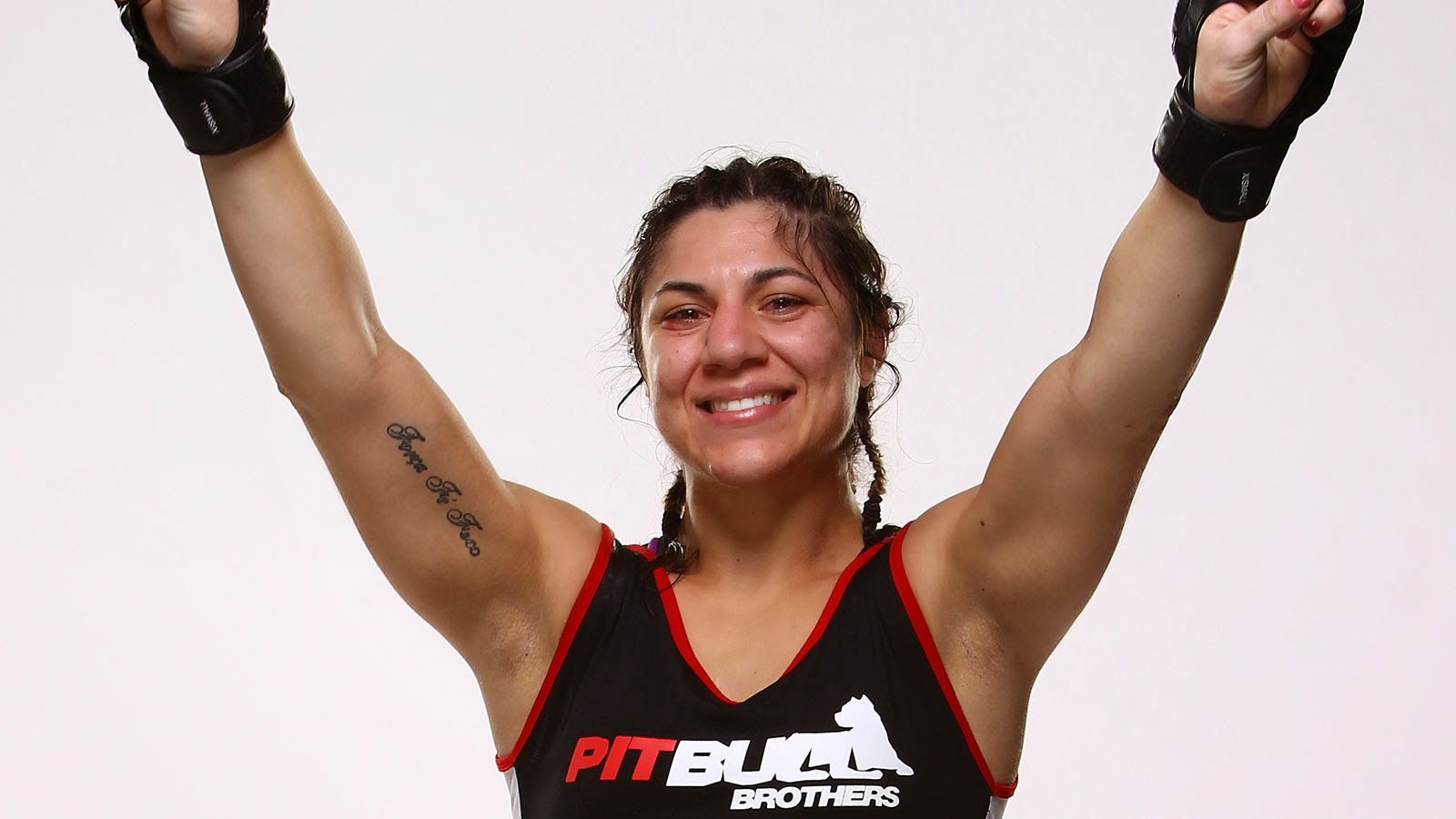 UFC Contender Bethe Correia Receives Death Threats After Street Fight ...