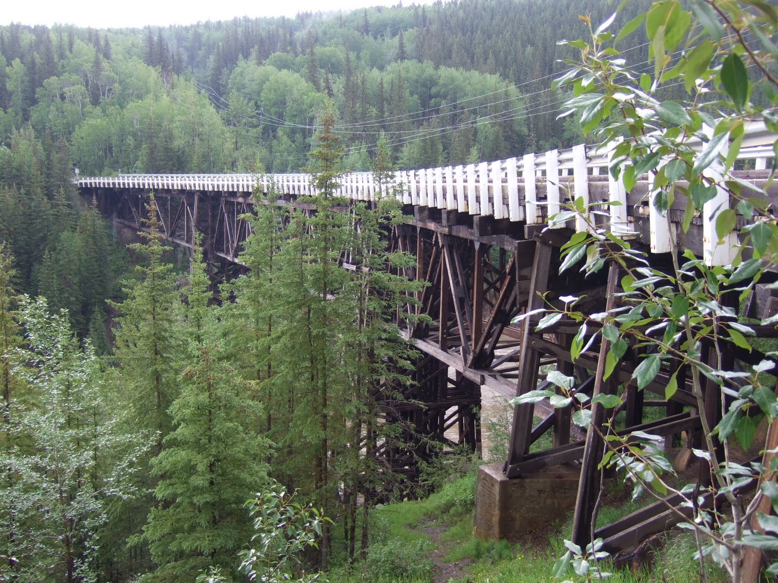 Tom and Suzanne's Travels: Visiting the Kiskatinaw Curved Bridge