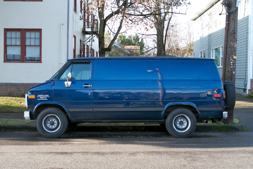 THE STREET PEEP: 1995 Chevrolet G30 Diesel Van