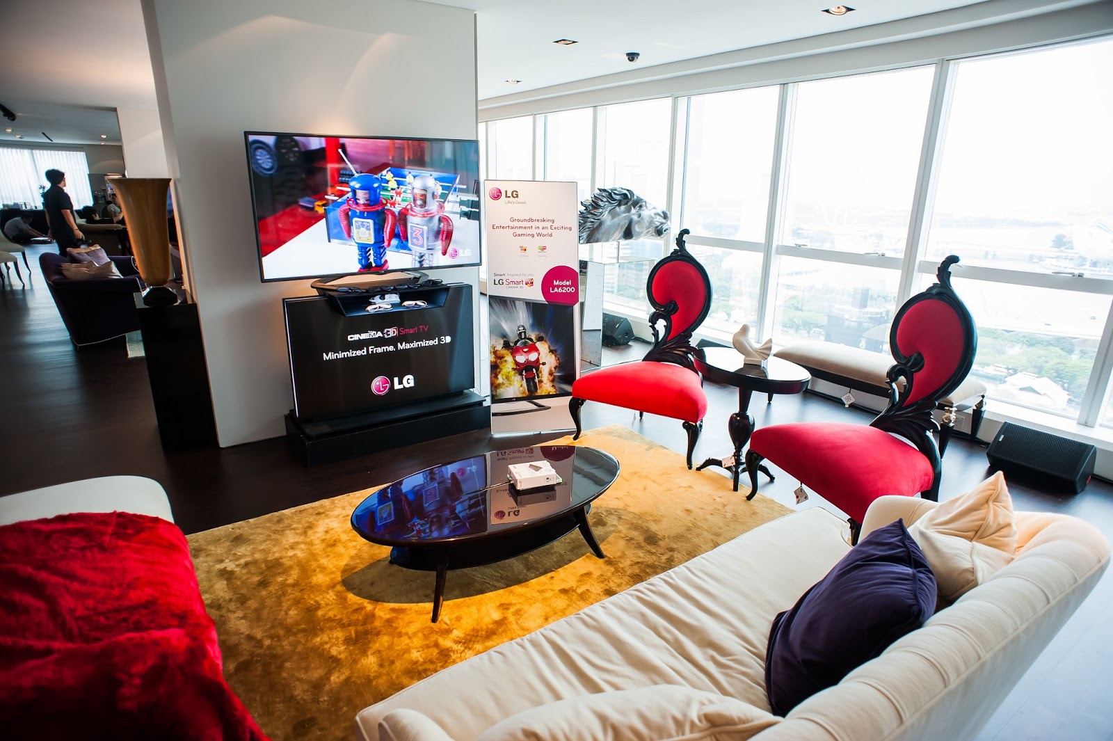 LG 2013 CINEMA 3D Smart TV For The Smart And Stylish Future Home ...