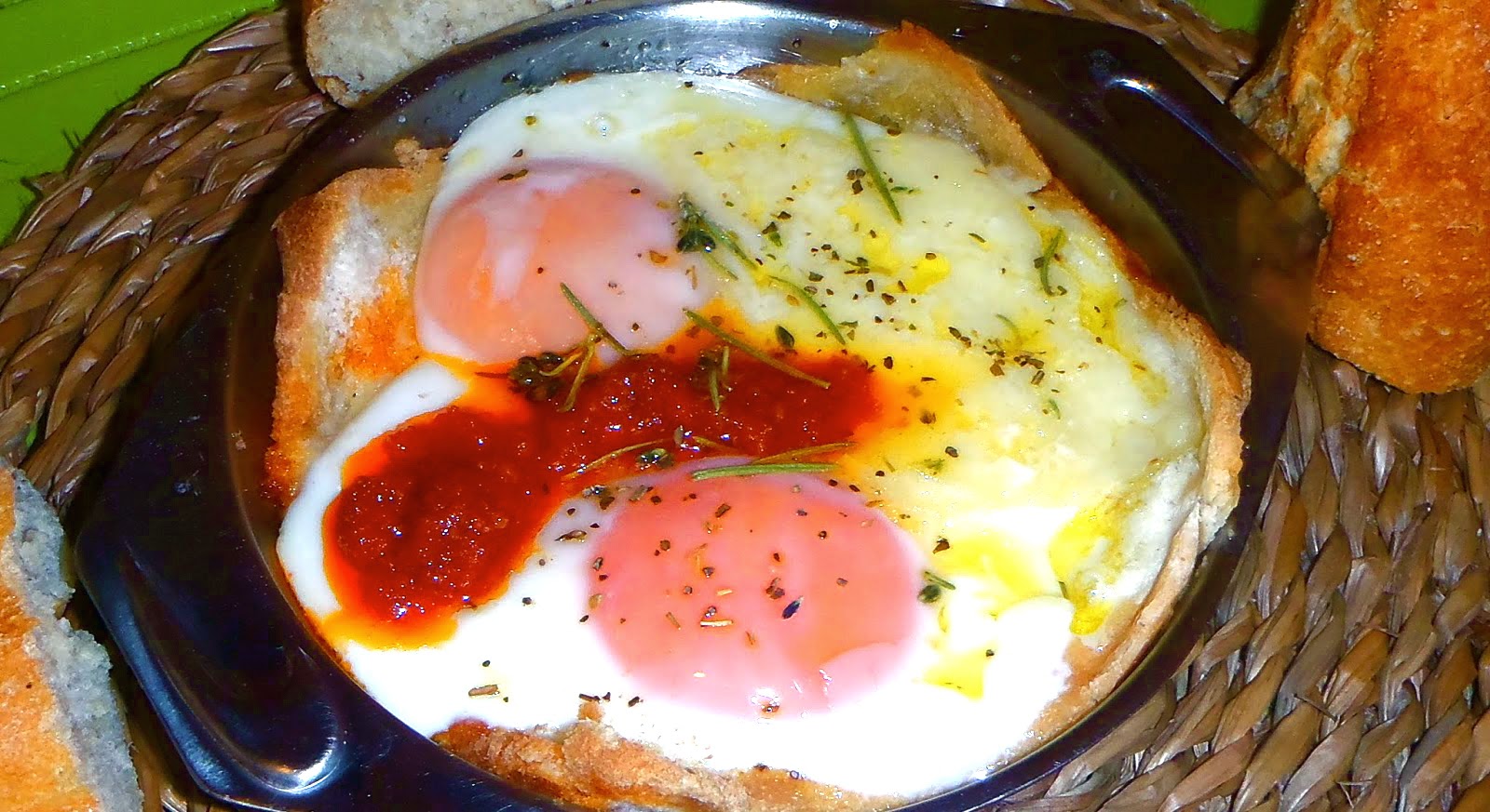 Les receptes que m'agraden: Huevos al plato Les receptes que m'agraden: Huevos al plato