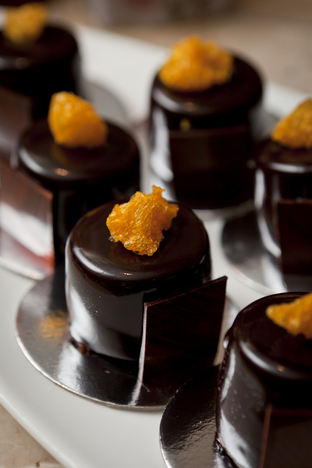 Ridiculously Shiny Chocolate Frosting? - CakeCentral.com