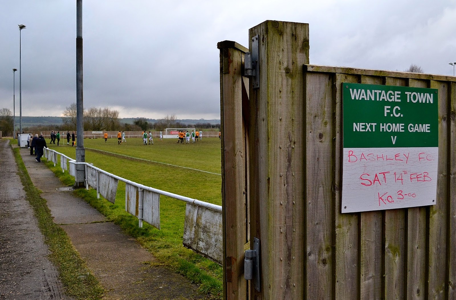 Hopping Around Hampshire: Wantage Town v Bashley