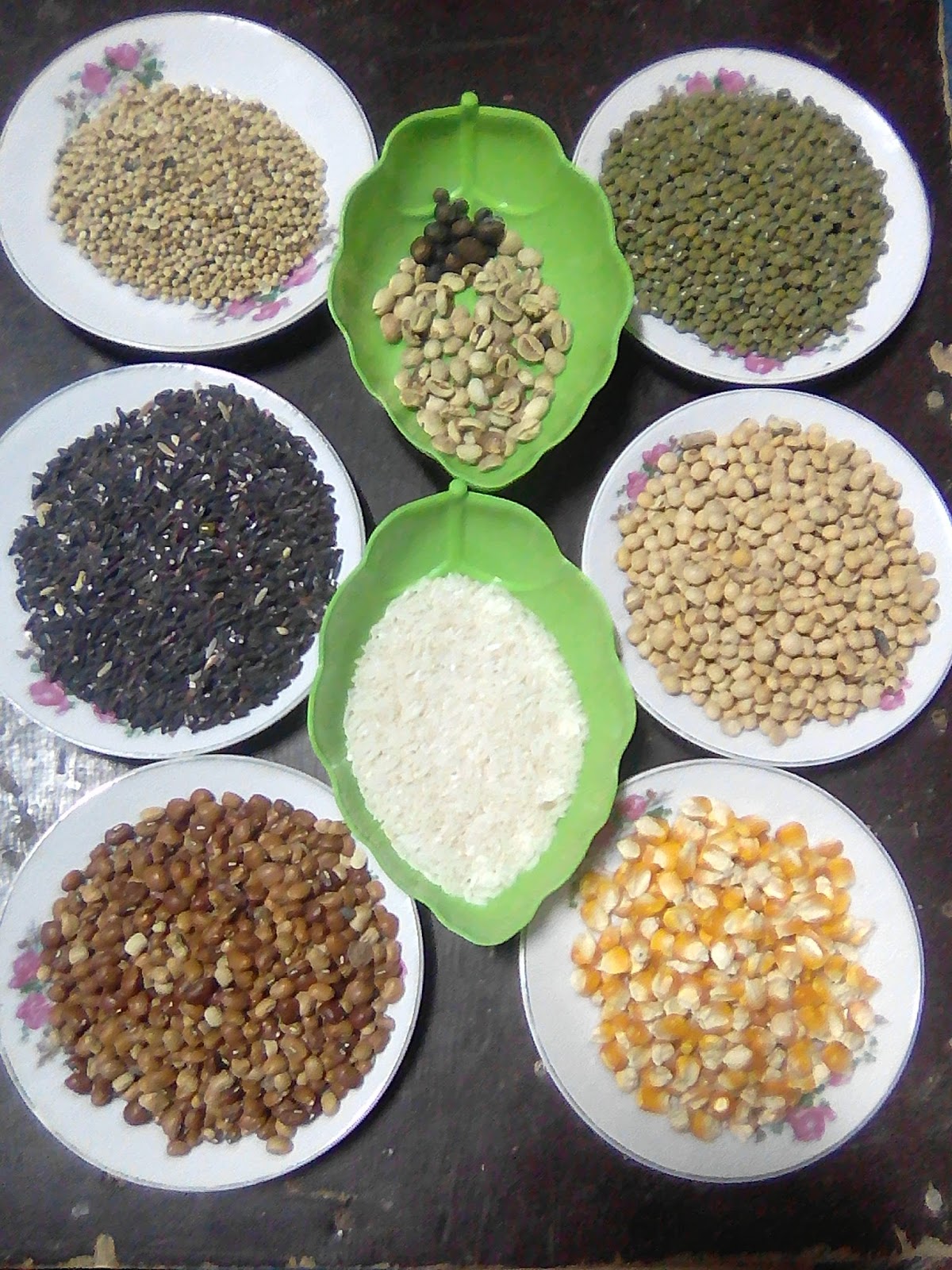 PSR PGSD STKIP PGRI TULUNGAGUNG KELAS 3C: kolase biji bijian kelompok 6