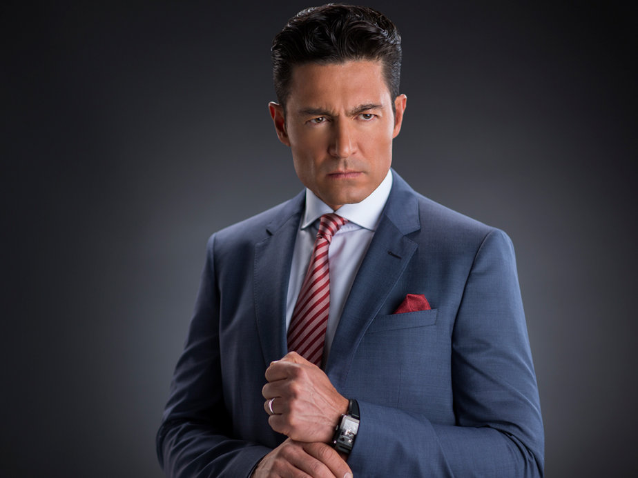 Mundo dos Famosos: Biografia de Fernando Colunga