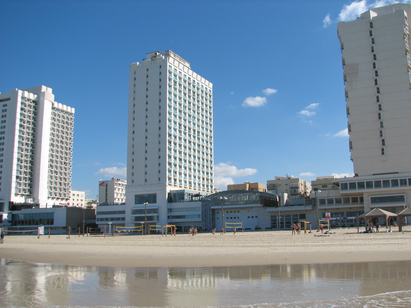 INTRAVELREPORT: Crowne Plaza Tel Aviv Changes Name to Pinpoint Hotel