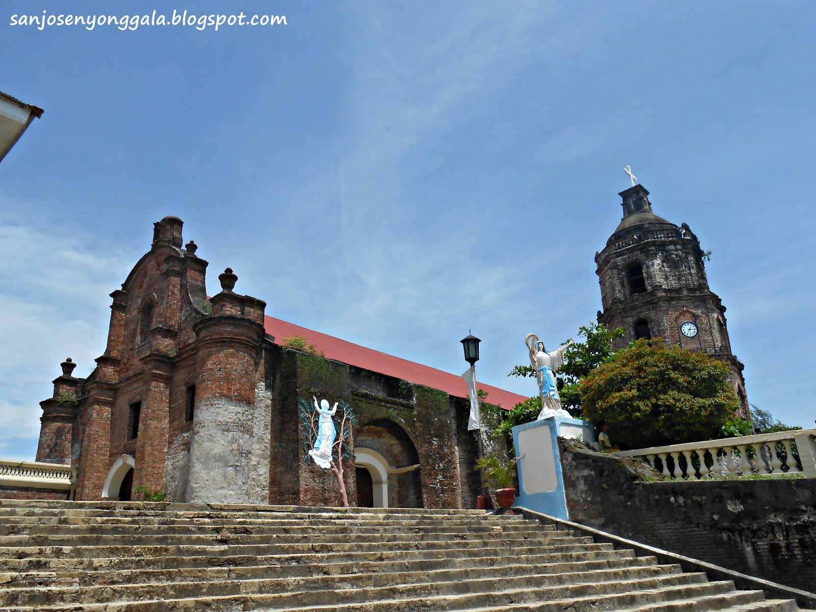 San Josenyong Gala: Santa Maria Church : A UNESCO World Heritage Site