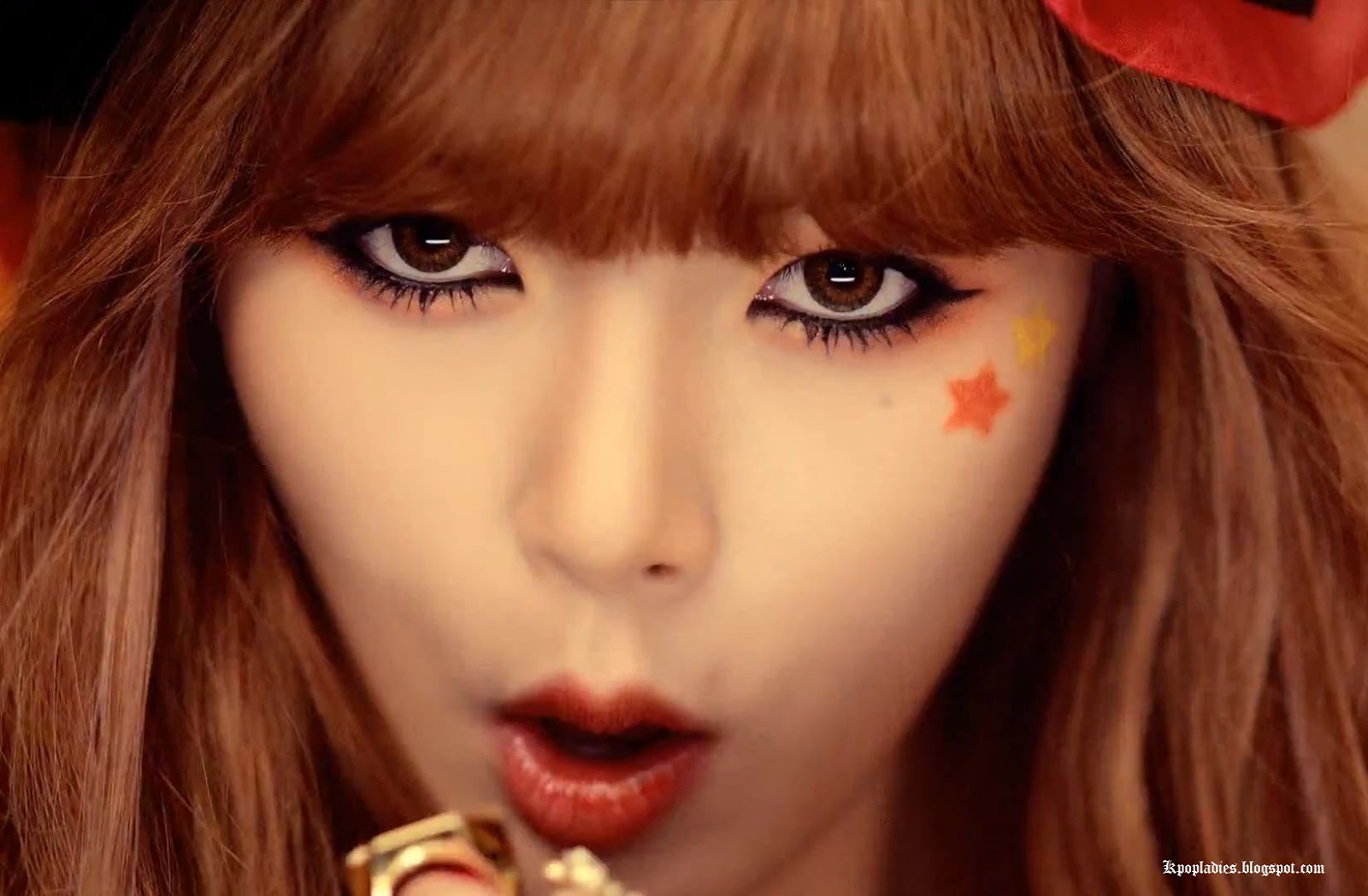 K-pop Ladies ♫: HYUNA - Ice Cream