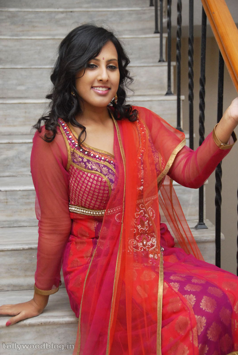 Ranjitha Reddy Telugu New Actress Photo Shoot