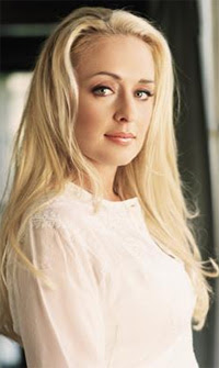 The Best Celebrity News 2013: Beautiful Mindy Mccready Photos