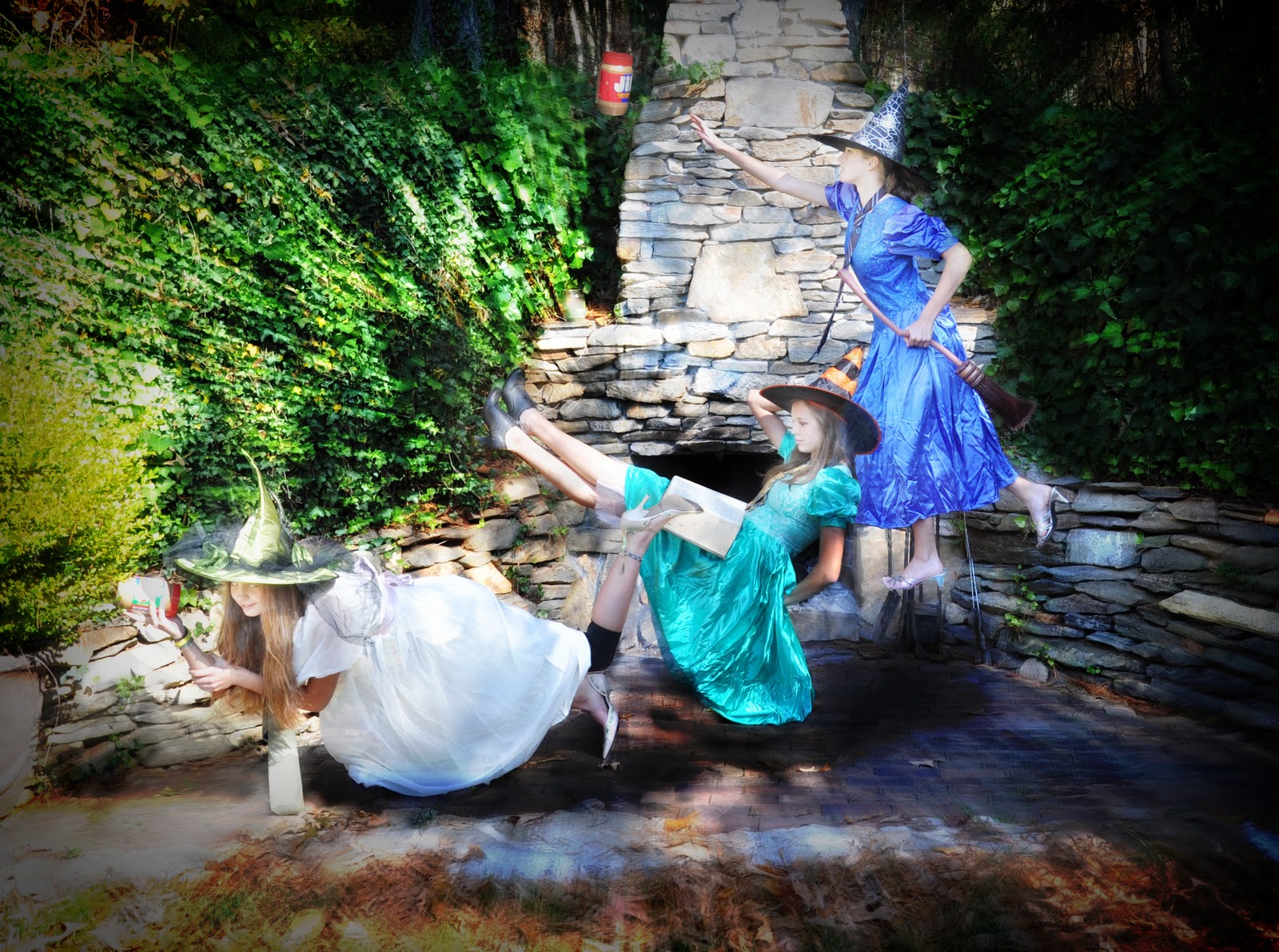 Dianes Art History: Princess Witches