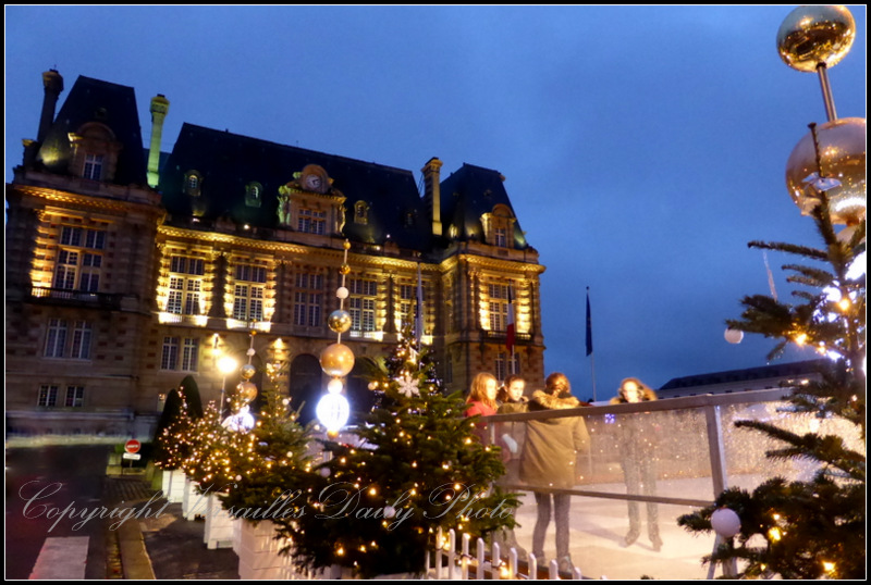 VersaillesDailyPhoto blog: Noël à l'hôtel de ville