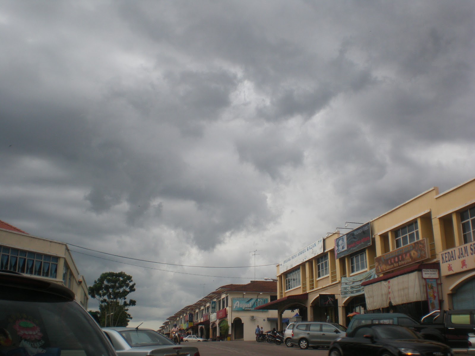 71+ Baru Gambar Pemandangan Awan Mendung, Gambar Pemandangan