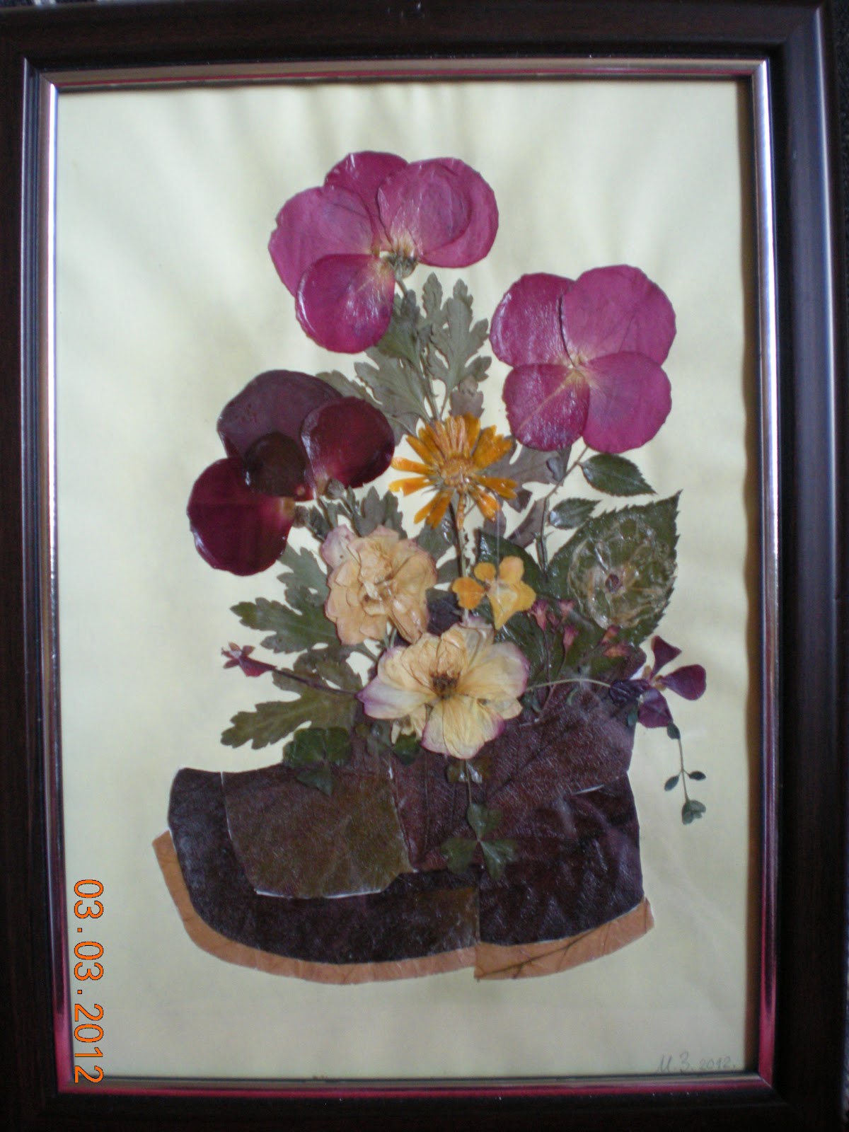 Slike od presovanog cveca i lisca: Slike od suvog cveca i lisca