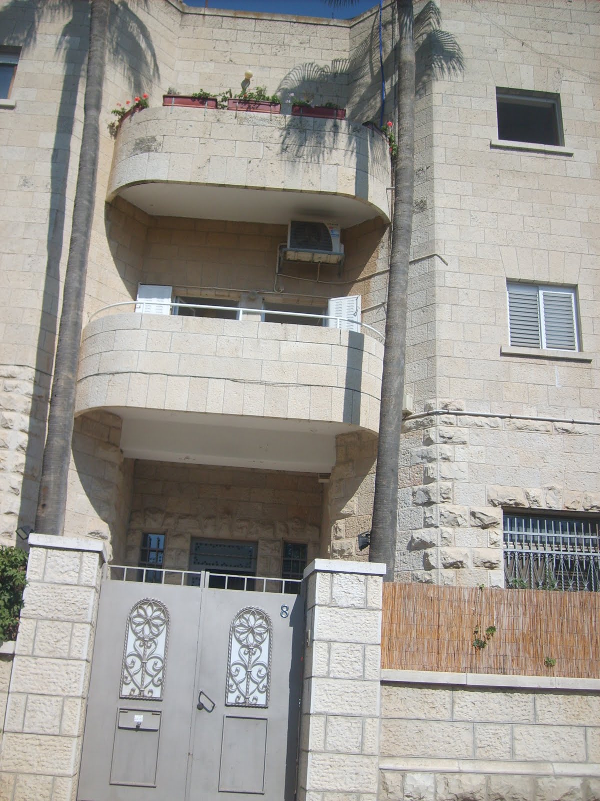 Walkable Jerusalem: Gan Gidon (Gideon Park), Baka -- Jerusalem ...
