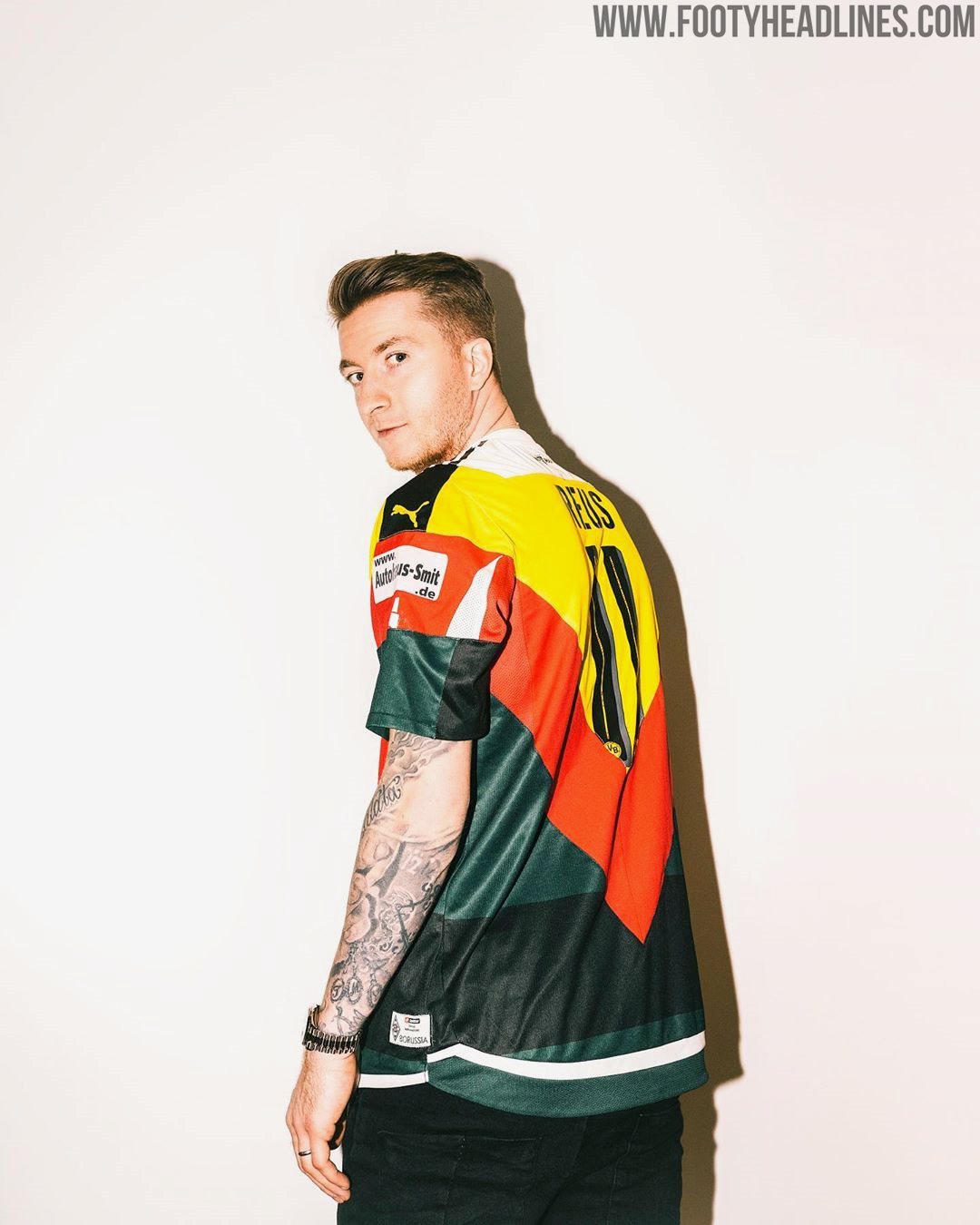 Marco Reus Receives Mash-Up Kit - Footy Headlines