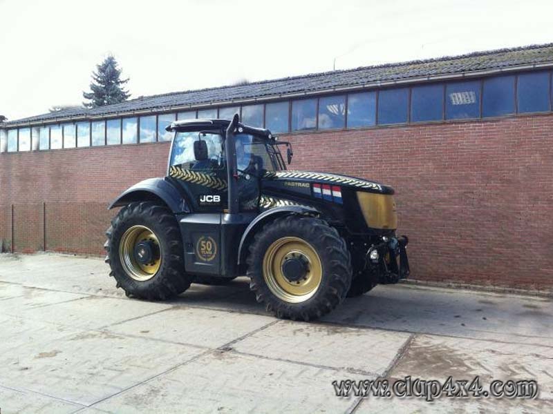 Tractors - Farm Machinery: JCB Fastrac 50th Special Edition