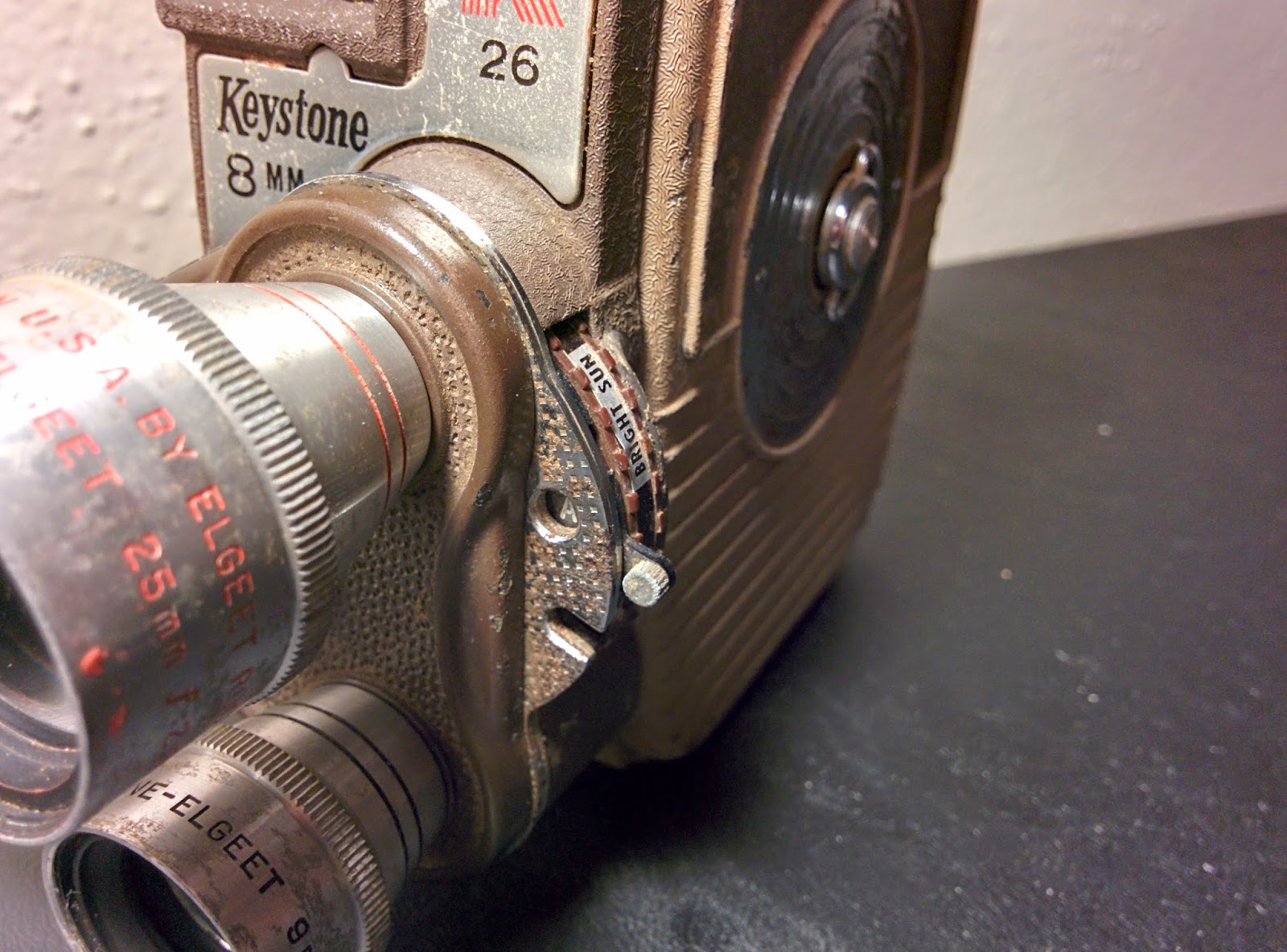 Retro Tech!: 1958: Keystone K26 8mm Camera