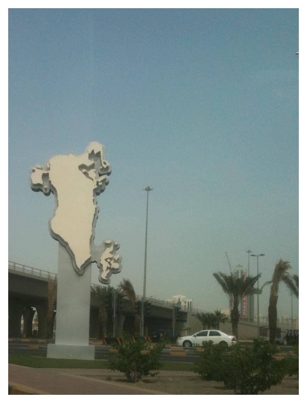 Indonesian Expatriate In Bahrain: New Bahrain Map Monument at Tubli