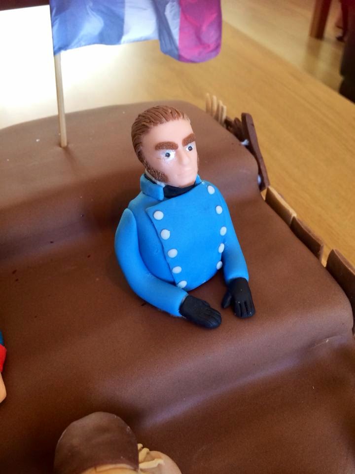 Newton's Cakes : Les Miserables Cake