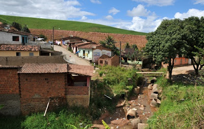 OLHANDO DA JANELA DO TREM: XEXÉU / PERNAMBUCO / BRAZIL (5.564 / 5.570 ...