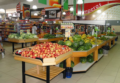 Guia Empresarial de Água Boa: Hipermercado Machado