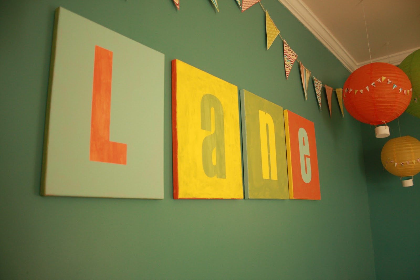 Dickerson Diaries: Canvas Letter Tutorial