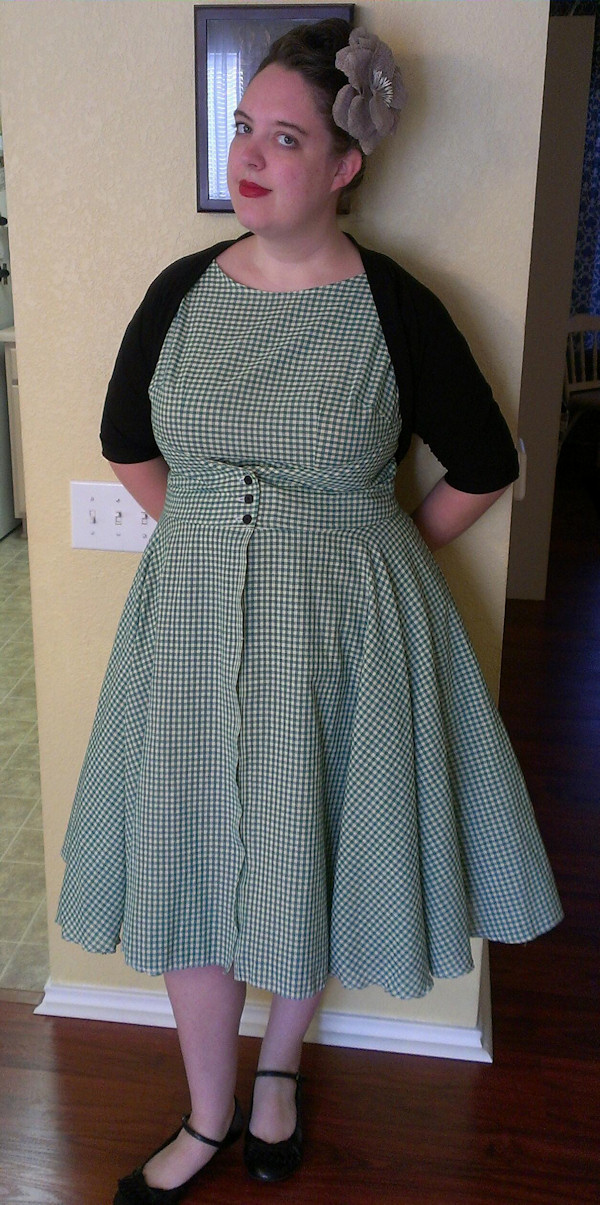 Aux Belles Choses: The Walkaway Dress - Retro Butterick 4790