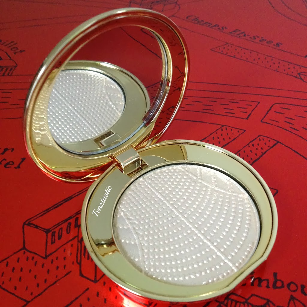 Poshified Beauty: Christian Dior Diorific Perfumed Illuminating Powder ...