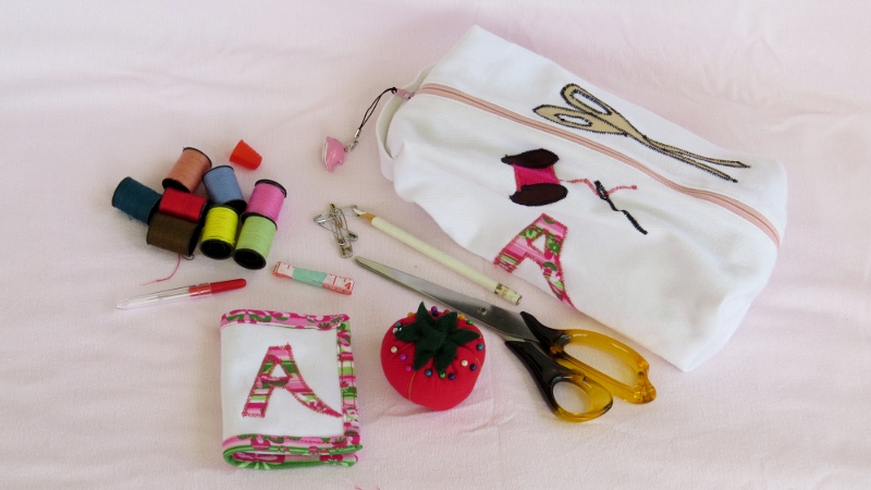 Creating my way to Success: Sewing Kit Bag - A Tutorial