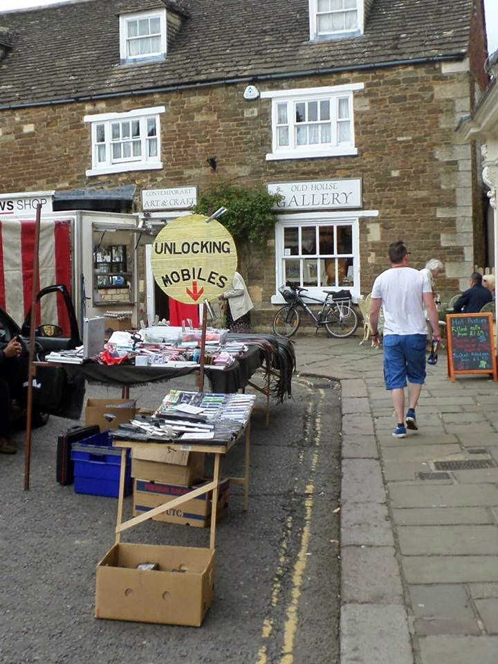 Martin Brookes Oakham: Oakham Market Today Photographs