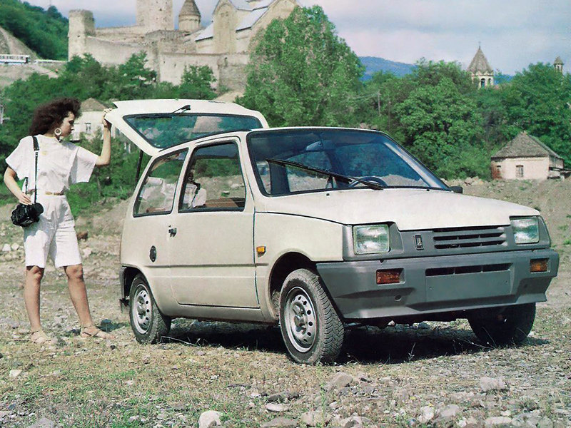 Spotted...cars in Moscow: OKA VAZ-1111