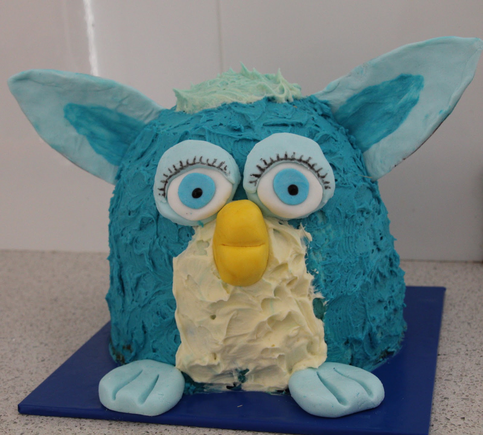 Make it Funky!: A Furby Cake...Yes, a Furby Cake!